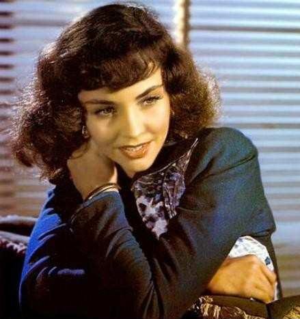 Jennifer Jones | Biography (1919-2009) | Gallery